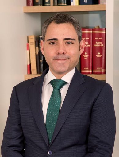 Expert Lawyers in Conflict Resolution | Ayuela Jiménez